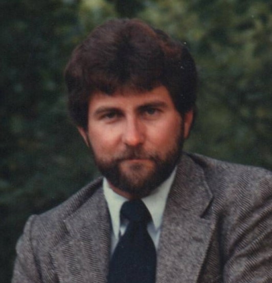 Edward Ladowski | Marnocha Funeral Home